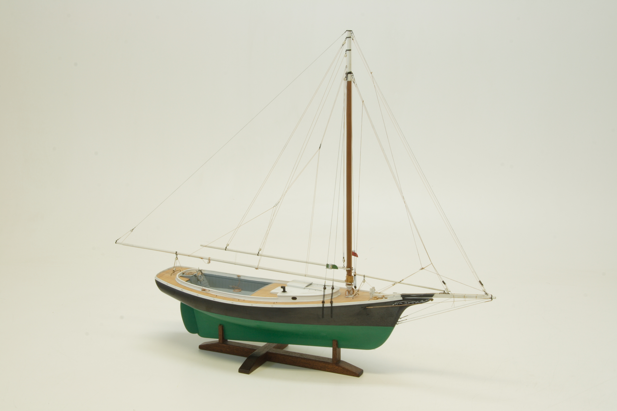 Friendship Sloop – American Marine Models